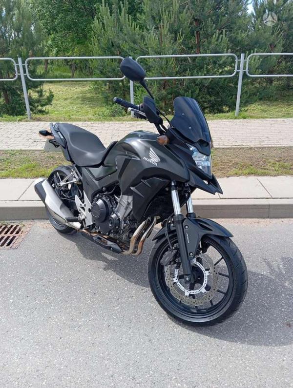 Honda CB 2016 in Vievis, with an engine capacity of 0.50 L and mileage of 41 thousand km for 2750 €, photo 5 on AUTOMOTO.COM.LV