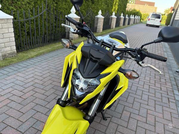 Honda CB 2018 in Kelme, with an engine capacity of 0.50 L and mileage of 28 thousand km for 4100 €, photo 7 on AUTOMOTO.COM.LV