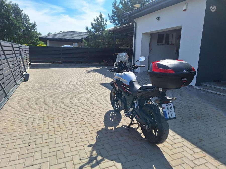 Honda CB 2018 Viļņa, ar dzinēja tilpumu 0.50 L un nobraukumu 40 tūkst. km par 3490 €, foto 5 vietnē AUTOMOTO.COM.LV