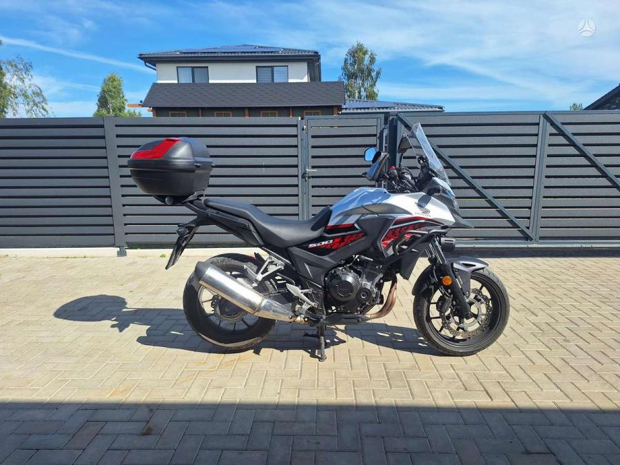 Honda CB 2018 Viļņa, ar dzinēja tilpumu 0.50 L un nobraukumu 40 tūkst. km par 3490 €, foto 6 vietnē AUTOMOTO.COM.LV