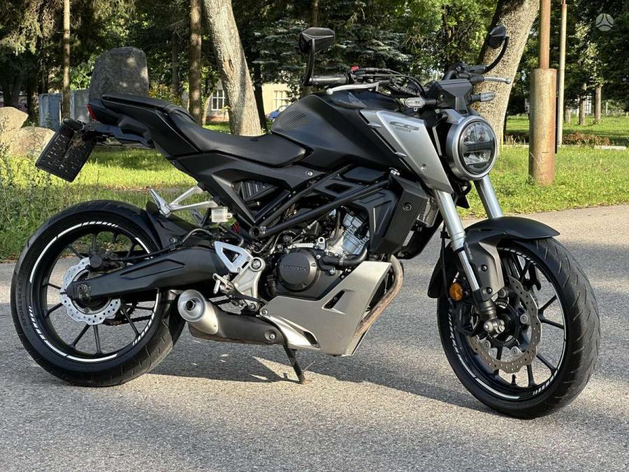 Honda CB 2018 Viļņa, ar dzinēja tilpumu 0.13 L un nobraukumu 29 tūkst. km par 2850 €, foto 3 vietnē AUTOMOTO.COM.LV
