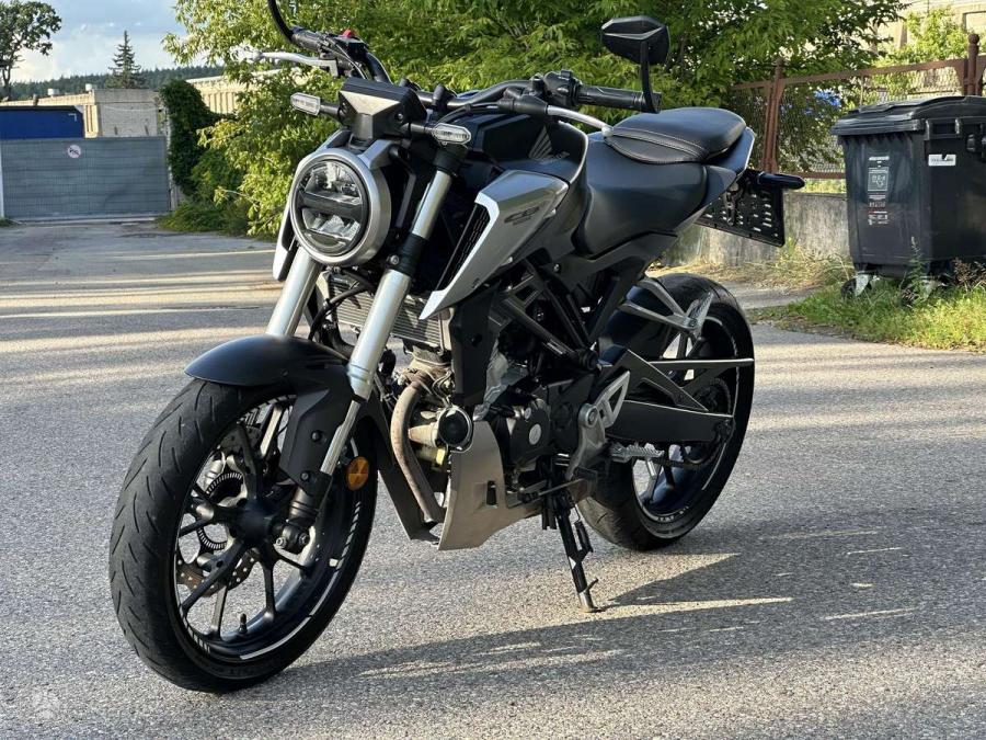 Honda CB 2018 Viļņa, ar dzinēja tilpumu 0.13 L un nobraukumu 29 tūkst. km par 2850 €, foto 6 vietnē AUTOMOTO.COM.LV