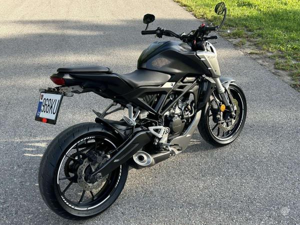 Honda CB 2018 in Vilnius, with an engine capacity of 0.13 L and mileage of 29 thousand km for 2850 €, photo 8 on AUTOMOTO.COM.LV