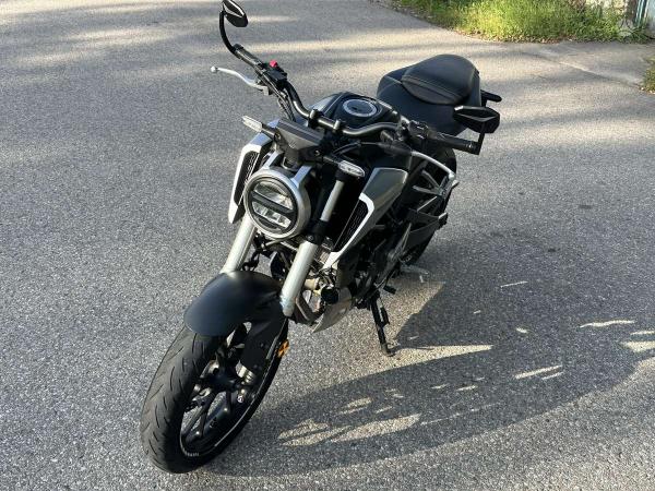 Honda CB 2018 in Vilnius, with an engine capacity of 0.13 L and mileage of 29 thousand km for 2850 €, photo 10 on AUTOMOTO.COM.LV