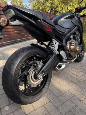 Honda CB 2018 Kauņa, ar dzinēja tilpumu 0.65 L un nobraukumu 15 tūkst. km par 4480 €, foto 5 vietnē AUTOMOTO.COM.LV
