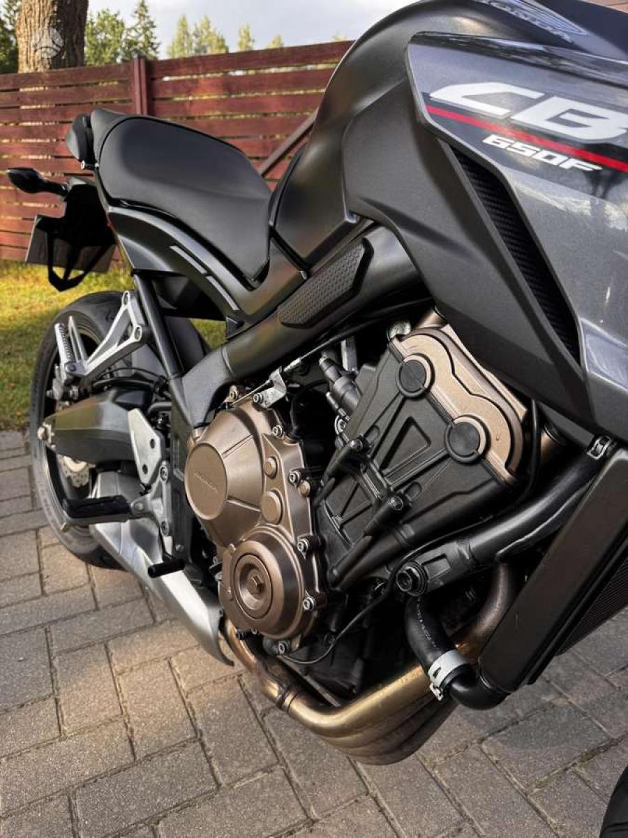 Honda CB 2018 Kauņa, ar dzinēja tilpumu 0.65 L un nobraukumu 15 tūkst. km par 4480 €, foto 7 vietnē AUTOMOTO.COM.LV