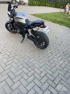 Honda CB 2019 in Kaunas, with an engine capacity of 0.65 L and mileage of 15 thousand km for 5600 €, photo 6 on AUTOMOTO.COM.LV