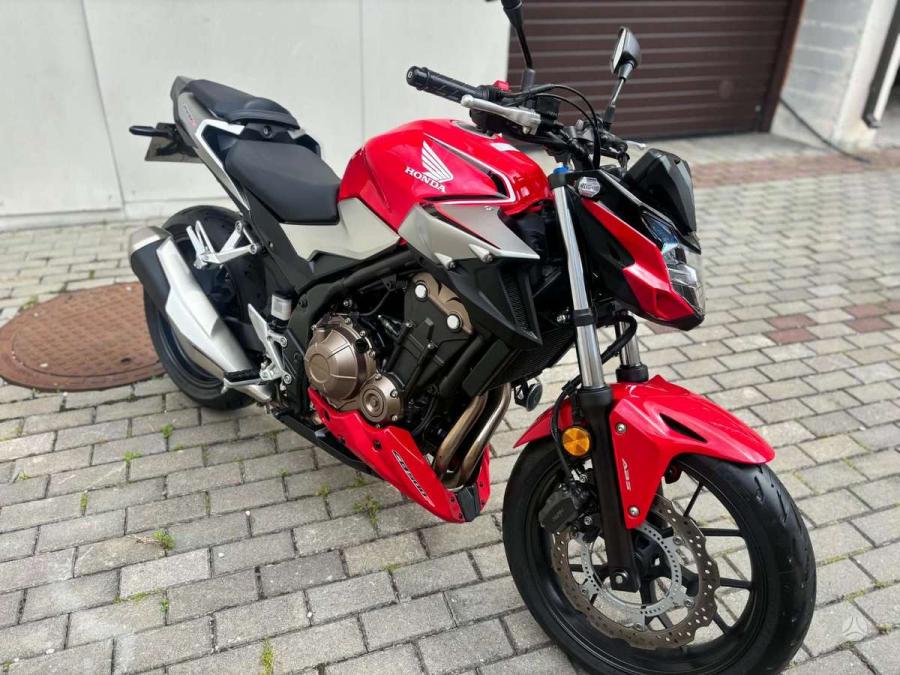 Honda CB 2020 in Klaipeda, with an engine capacity of 0.50 L and mileage of 16 thousand km for 4200 €, photo 3 on AUTOMOTO.COM.LV