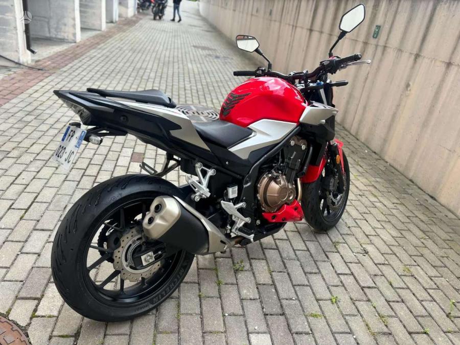 Honda CB 2020 in Klaipeda, with an engine capacity of 0.50 L and mileage of 16 thousand km for 4200 €, photo 6 on AUTOMOTO.COM.LV
