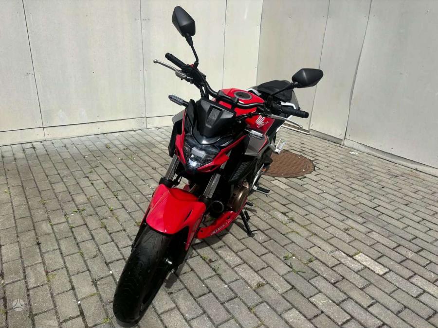 Honda CB 2020 in Klaipeda, with an engine capacity of 0.50 L and mileage of 16 thousand km for 4200 €, photo 11 on AUTOMOTO.COM.LV
