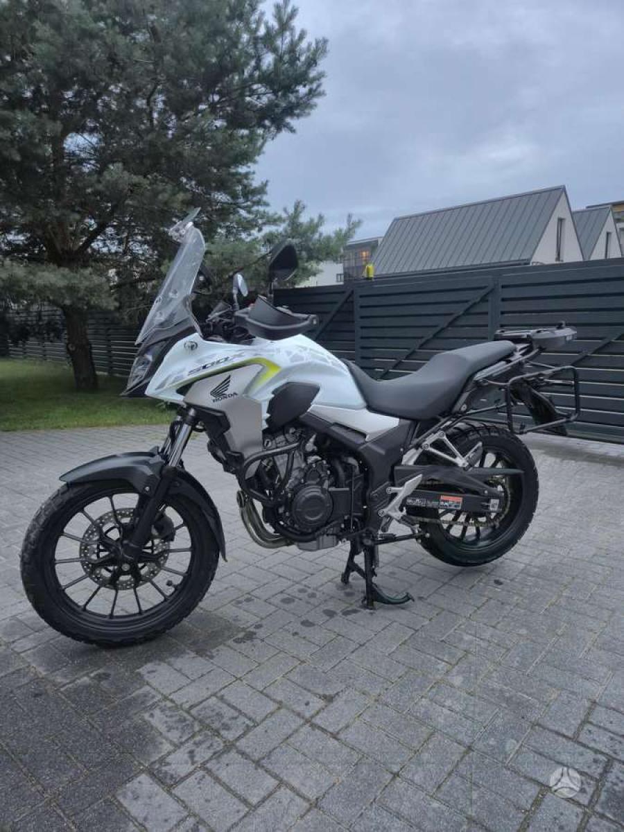 Honda CB 2020 in Kaunas, with an engine capacity of 0.50 L and mileage of 41 thousand km for 4050 €, photo 1 on AUTOMOTO.COM.LV