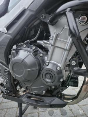 Honda CB 2020 in Kaunas, with an engine capacity of 0.50 L and mileage of 41 thousand km for 4050 €, photo 3 on AUTOMOTO.COM.LV