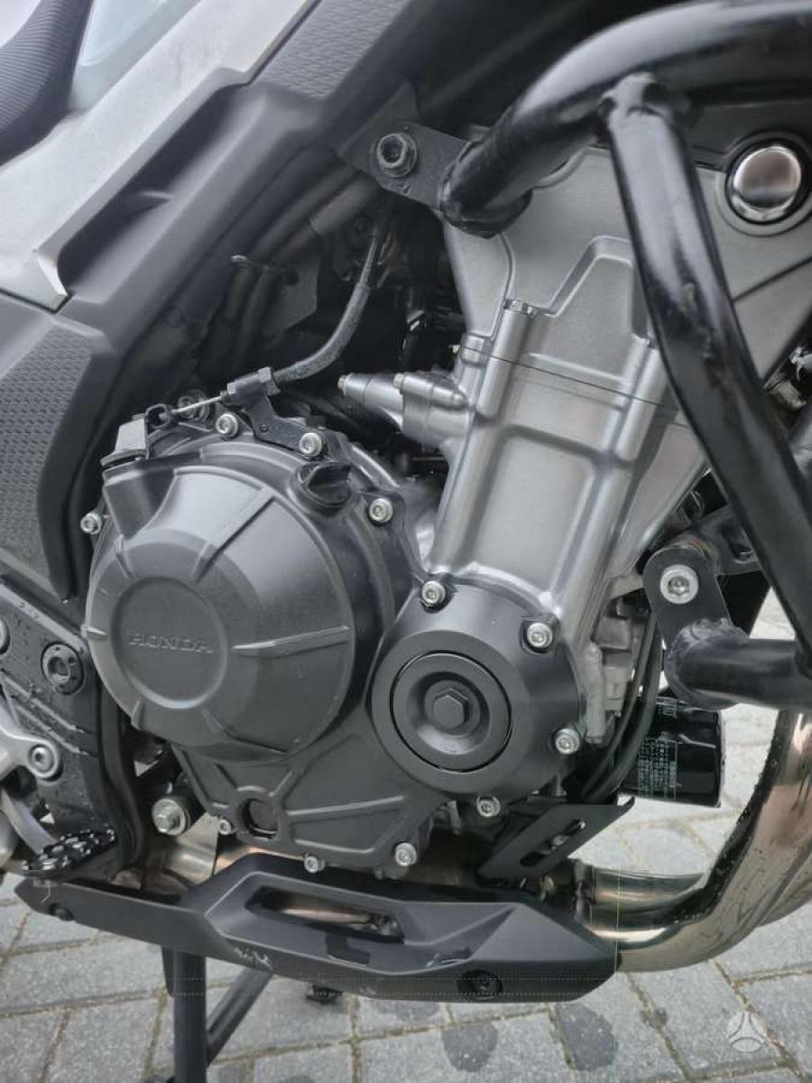Honda CB 2020 in Kaunas, with an engine capacity of 0.50 L and mileage of 41 thousand km for 4050 €, photo 3 on AUTOMOTO.COM.LV