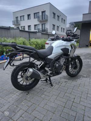 Honda CB 2020 in Kaunas, with an engine capacity of 0.50 L and mileage of 41 thousand km for 4050 €, photo 6 on AUTOMOTO.COM.LV