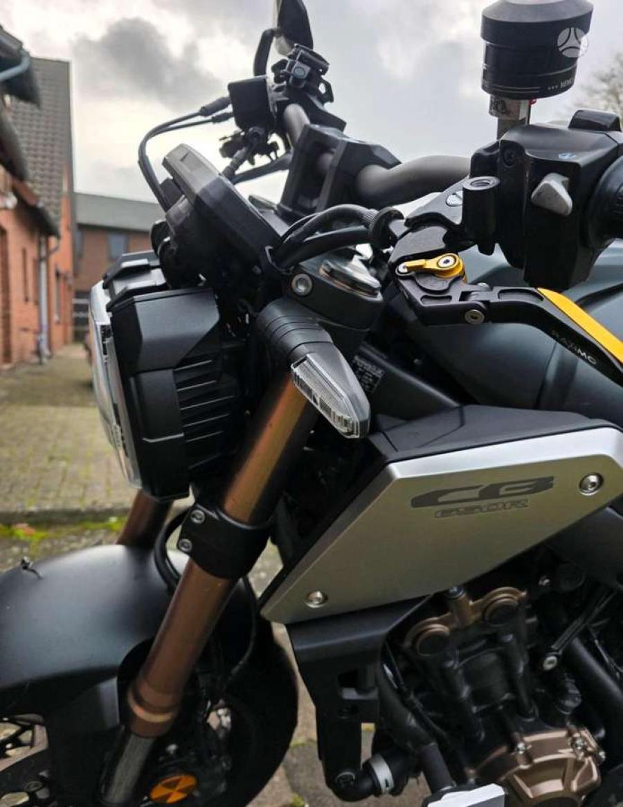 Honda CB 2021 Kauņa, ar dzinēja tilpumu 0.65 L un nobraukumu 20 tūkst. km par 3450 €, foto 5 vietnē AUTOMOTO.COM.LV
