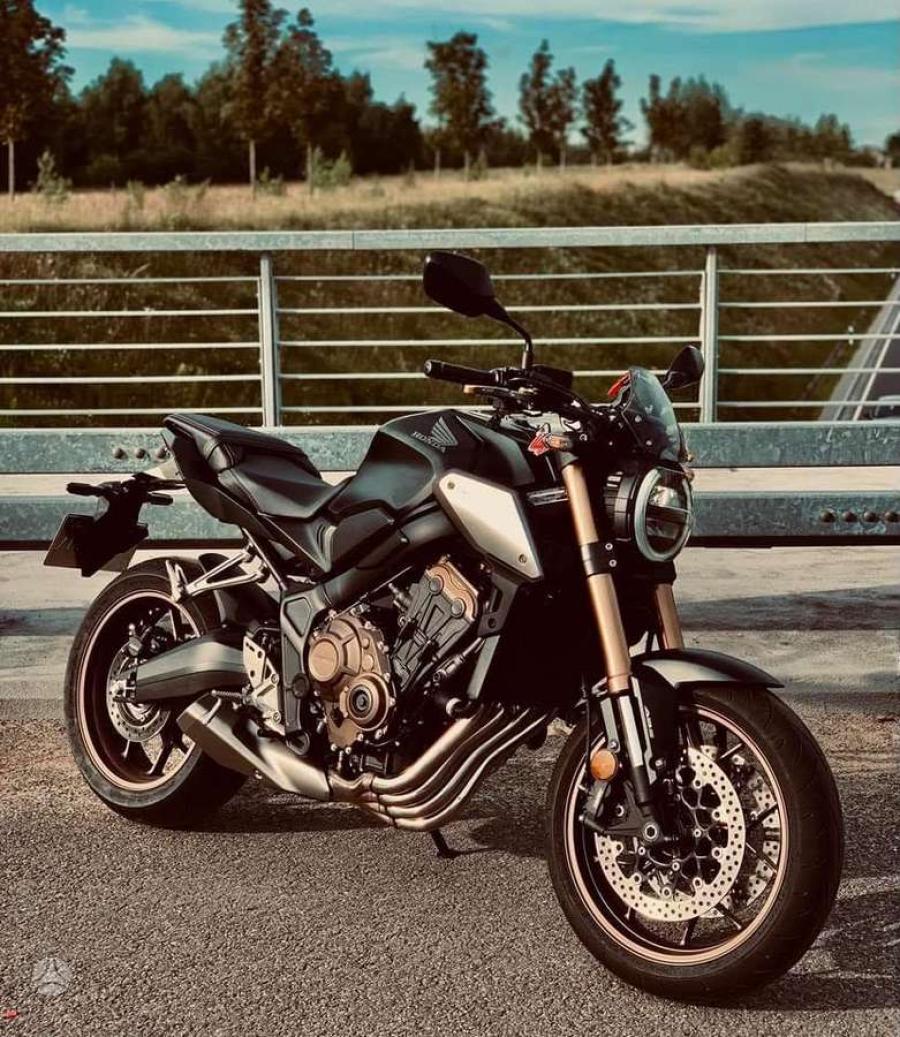 Honda CB 2022 Viļņa, ar dzinēja tilpumu 0.65 L un nobraukumu 10 tūkst. km par 6000 €, foto 1 vietnē AUTOMOTO.COM.LV