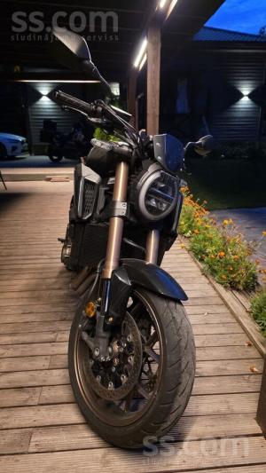 Honda CB 2022 in Riga, with an engine capacity of 0.65 L and mileage of 0 thousand km for 5000 €, photo  on AUTOMOTO.COM.LV