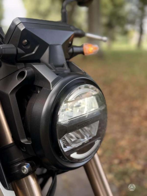 Honda CB 2023 in Vilkaviskis, with an engine capacity of 0.13 L and mileage of 8 thousand km for 3650 €, photo 7 on AUTOMOTO.COM.LV