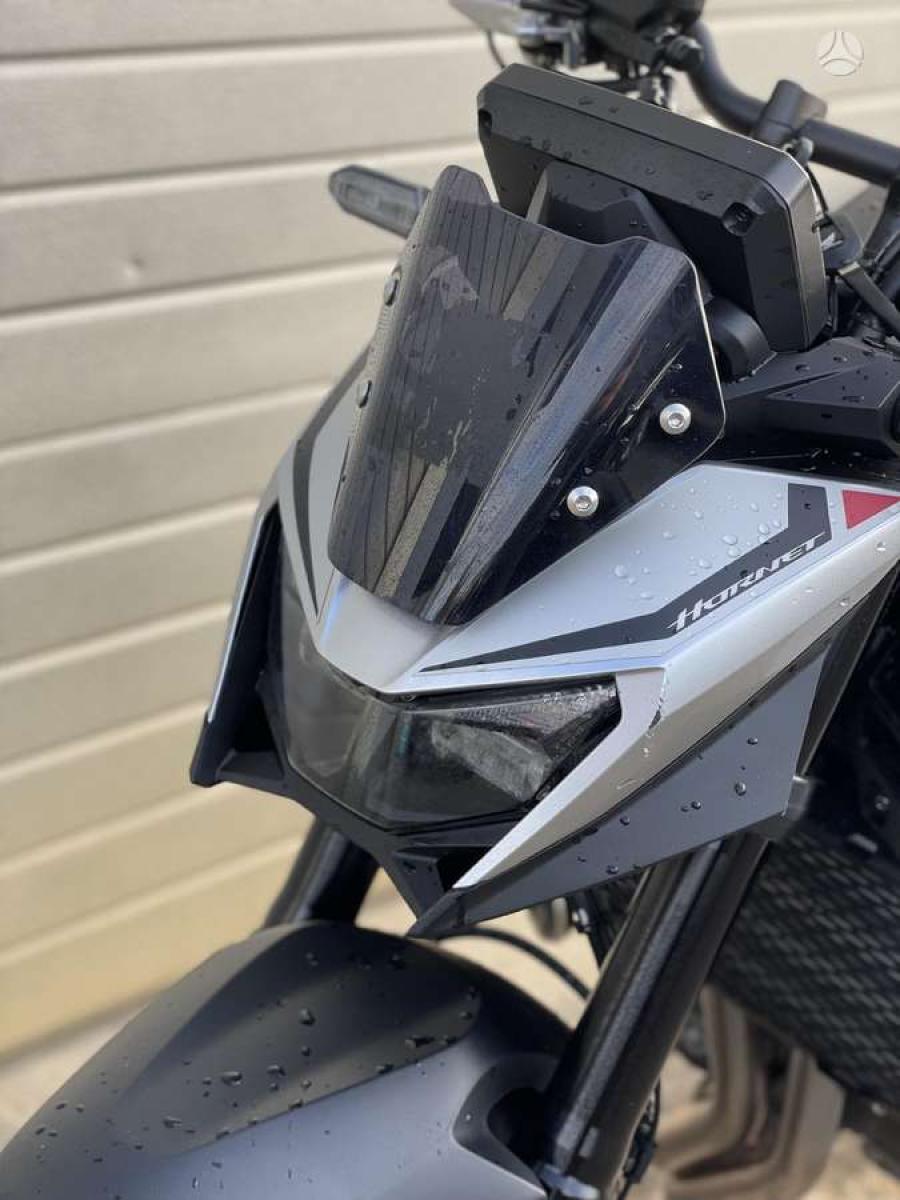 Honda CB 2025 Vilkaviškis, ar dzinēja tilpumu 0.75 L un nobraukumu 3 tūkst. km par 4300 €, foto 9 vietnē AUTOMOTO.COM.LV