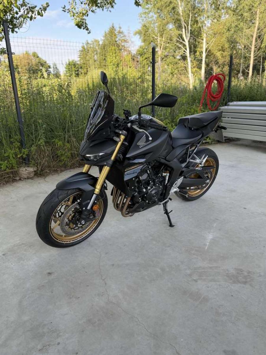 Honda CB 2025 in Vilnius, with an engine capacity of 1.00 L and mileage of 2 thousand km for 8500 €, photo 4 on AUTOMOTO.COM.LV