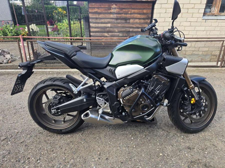 Honda CB 2025 Raseiniai, ar dzinēja tilpumu 0.65 L un nobraukumu 0 tūkst. km par 3250 €, foto 7 vietnē AUTOMOTO.COM.LV