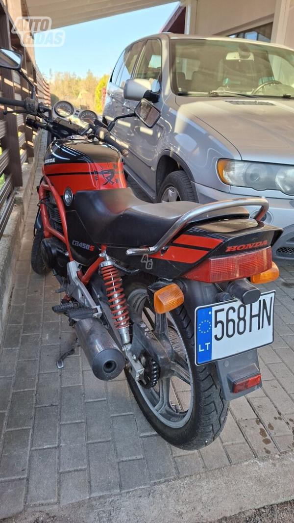 Red Honda CB 1990 in Zarasai, with an engine capacity of 0.45 L and mileage of 0 thousand km for 850 €, photo 2 on AUTOMOTO.COM.LV