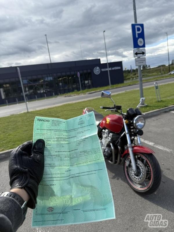 Red Honda CB 1994 in Vilnius, with an engine capacity of 0.75 L and mileage of 0 thousand km for 1500 €, photo 2 on AUTOMOTO.COM.LV