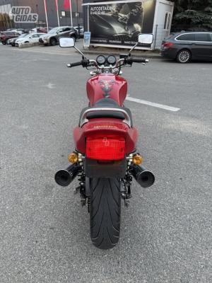 Sarkans Honda CB 1994 Viļņa, ar dzinēja tilpumu 0.75 L un nobraukumu 0 tūkst. km par 1500 €, foto 7 vietnē AUTOMOTO.COM.LV