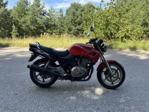 Red Honda CB 1995 in Kaunas, with an engine capacity of 0.50 L and mileage of 0 thousand km for 830 €, photo 5 on AUTOMOTO.COM.LV