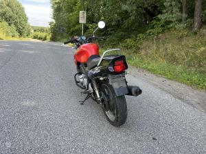 Red Honda CB 1995 in Kaunas, with an engine capacity of 0.50 L and mileage of 0 thousand km for 830 €, photo 8 on AUTOMOTO.COM.LV