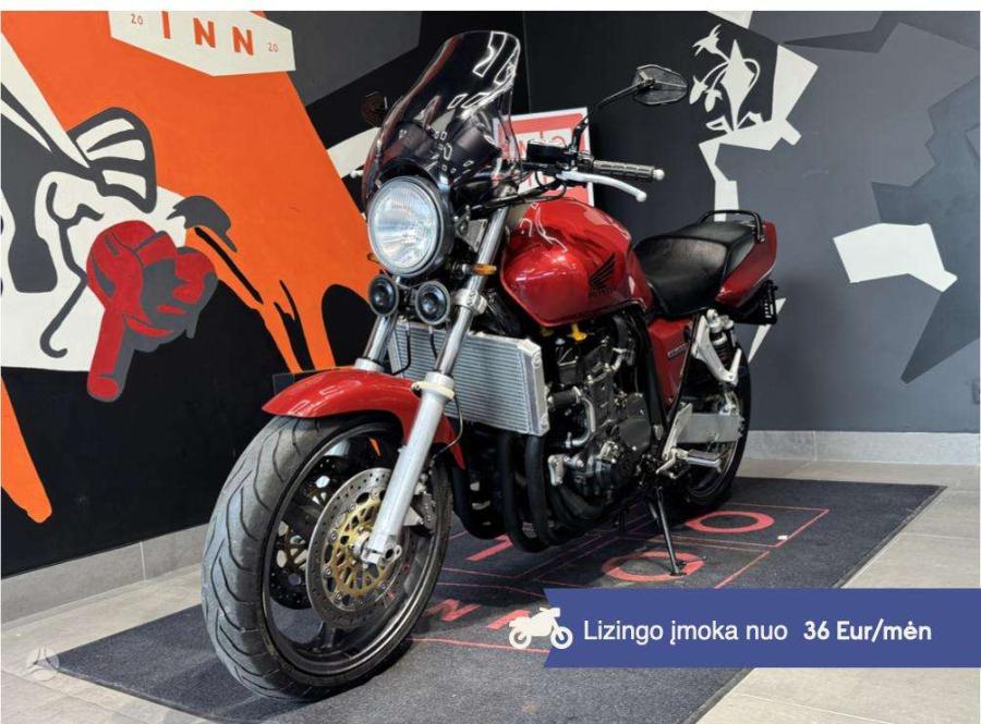 Red Honda CB 1995 in Vilnius, with an engine capacity of 1.00 L and mileage of 45 thousand km for 1699 €, photo 1 on AUTOMOTO.COM.LV