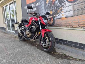 Red Honda CB 2017 in Panevezys, with an engine capacity of 0.50 L and mileage of 34 thousand km for 3350 €, photo  on AUTOMOTO.COM.LV