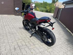 Red Honda CB 2019 in Prienai, with an engine capacity of 0.13 L and mileage of 15 thousand km for 3050 €, photo 8 on AUTOMOTO.COM.LV