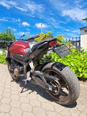 Red Honda CB 2021 in Pasvalys, with an engine capacity of 0.65 L and mileage of 5 thousand km for 5600 €, photo 8 on AUTOMOTO.COM.LV