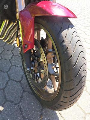 Red Honda CB 2021 in Pasvalys, with an engine capacity of 0.65 L and mileage of 5 thousand km for 5600 €, photo 13 on AUTOMOTO.COM.LV