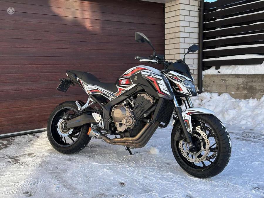 Balts Honda CB 2017 Šauļi, ar dzinēja tilpumu 0.65 L un nobraukumu 18 tūkst. km par 3900 €, foto 3 vietnē AUTOMOTO.COM.LV