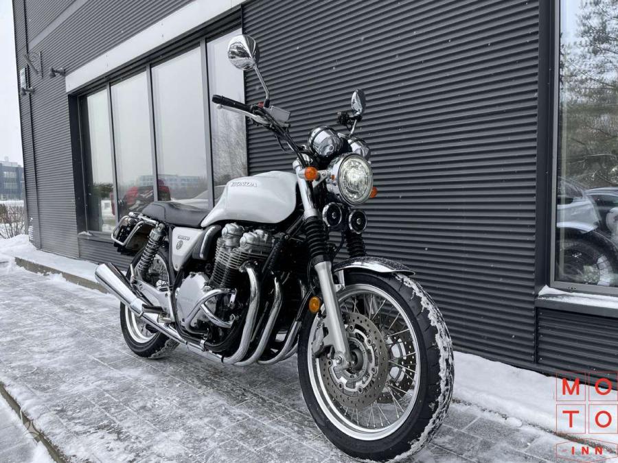 Balts Honda CB 2017 Rīga, ar dzinēja tilpumu 1.10 L un nobraukumu 56 tūkst. km par 6499 €, foto 6 vietnē AUTOMOTO.COM.LV