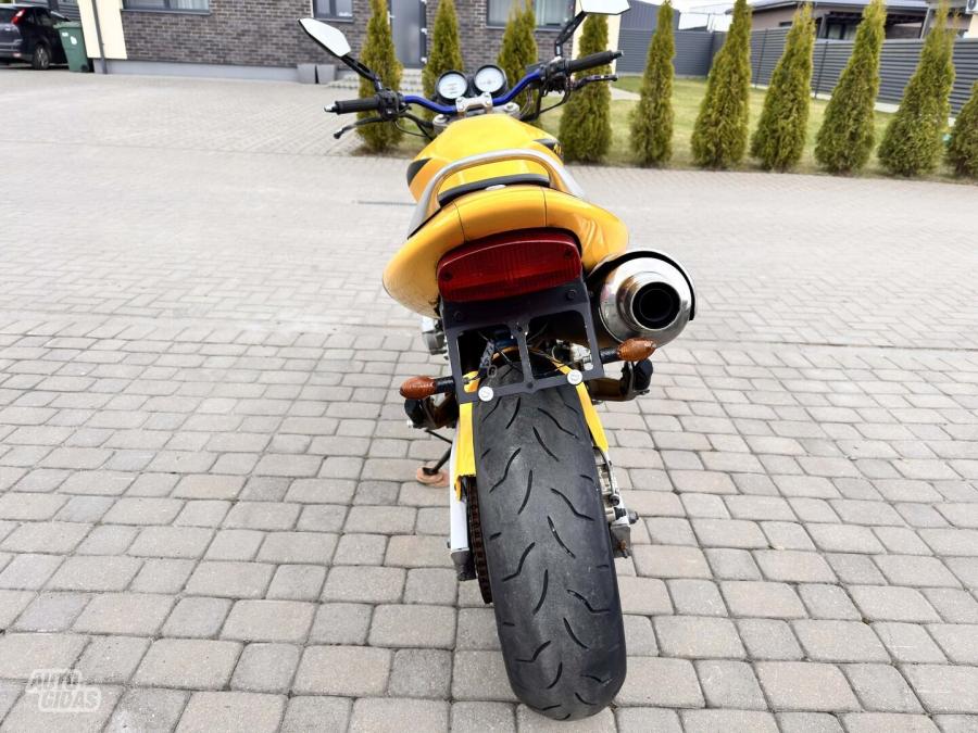 Yellow Honda CB 1998 in Vilnius, with an engine capacity of 0.60 L and mileage of 58 thousand km for 1000 €, photo 4 on AUTOMOTO.COM.LV