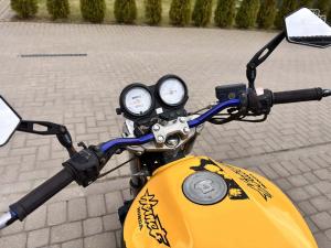 Yellow Honda CB 1998 in Vilnius, with an engine capacity of 0.60 L and mileage of 58 thousand km for 1000 €, photo 5 on AUTOMOTO.COM.LV