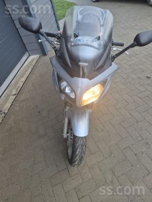 Honda CBF 1000 2009 Cēsis, ar dzinēja tilpumu 1.00 L un nobraukumu 0 tūkst. km par 2750 €, foto 5 vietnē AUTOMOTO.COM.LV