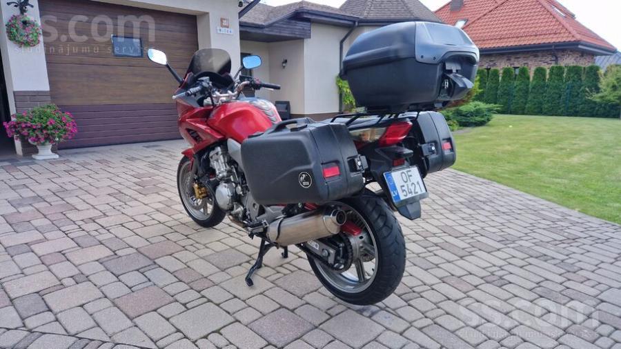 Honda CBF 1000 2010 in Bauska, with an engine capacity of 1.00 L and mileage of 0 thousand km for 3450 €, photo 5 on AUTOMOTO.COM.LV