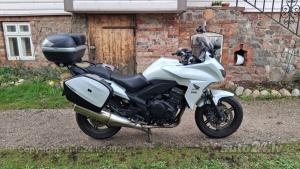 Balts Honda CBF 1000 2010 Tallina, ar dzinēja tilpumu 0.00 L un nobraukumu 75 tūkst. km par 6190 €, foto  vietnē AUTOMOTO.COM.LV