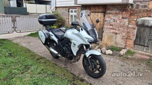 Balts Honda CBF 1000 2010 Tallina, ar dzinēja tilpumu 0.00 L un nobraukumu 75 tūkst. km par 6190 €, foto 2 vietnē AUTOMOTO.COM.LV