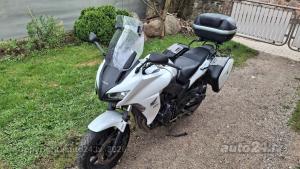 Balts Honda CBF 1000 2010 Tallina, ar dzinēja tilpumu 0.00 L un nobraukumu 75 tūkst. km par 6190 €, foto 6 vietnē AUTOMOTO.COM.LV
