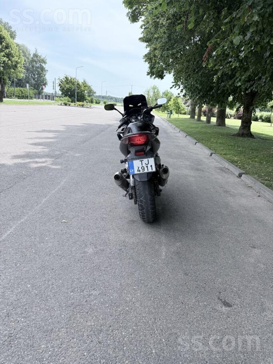 Honda CBF 1000A 2006 in Bauska, with an engine capacity of 1.00 L and mileage of 0 thousand km for 2200 €, photo 5 on AUTOMOTO.COM.LV
