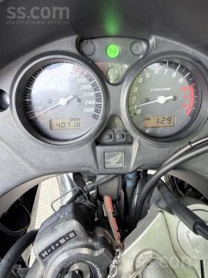 Honda CBF 1000A 2006 in Bauska, with an engine capacity of 1.00 L and mileage of 0 thousand km for 2200 €, photo 6 on AUTOMOTO.COM.LV