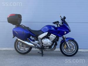 Honda CBF 1000A 2007 in Preili, with an engine capacity of 1.00 L and mileage of 0 thousand km for 3150 €, photo 5 on AUTOMOTO.COM.LV