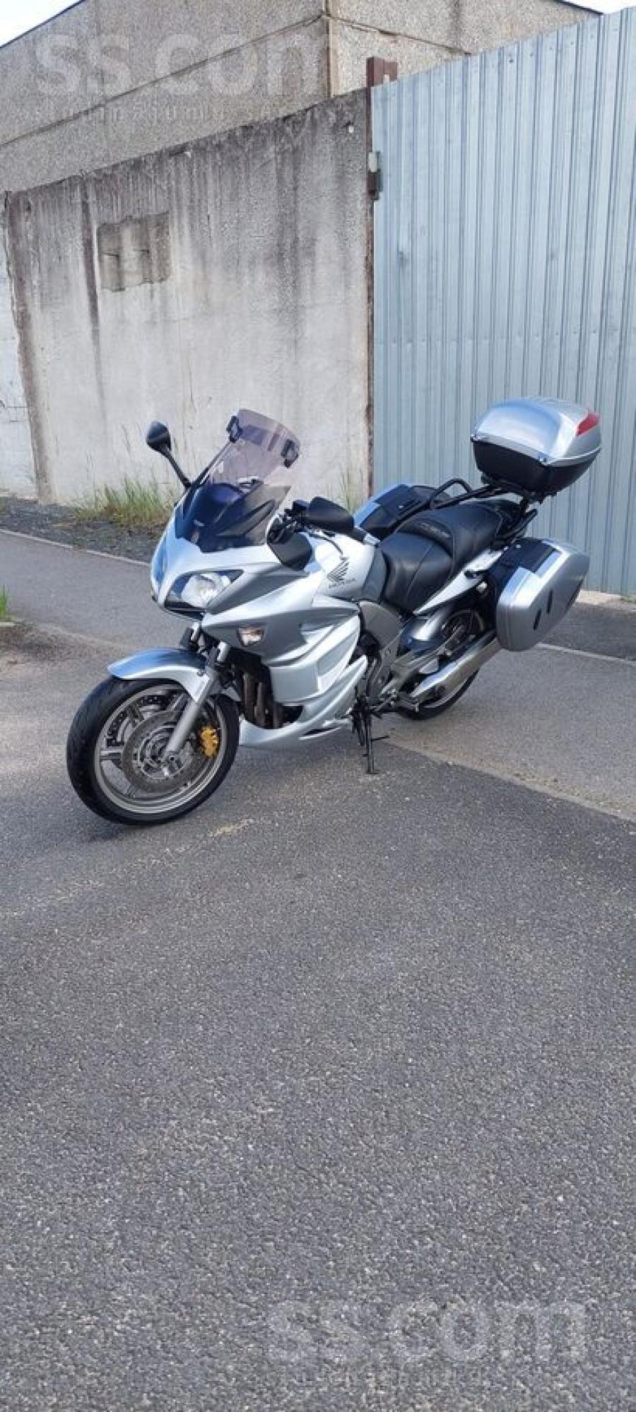 Хонда CBF 1000A 2007 в Даугавпилс, объемом двигателя 1.00 л и пробегом 0 тыс. км за 3400 €, фото 8 на AUTOMOTO.COM.LV