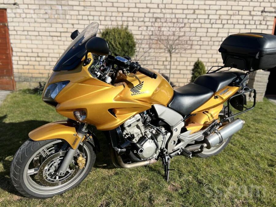 Honda CBF 1000A 2008 Preiļi, ar dzinēja tilpumu 1.00 L un nobraukumu 0 tūkst. km par 3000 €, foto 1 vietnē AUTOMOTO.COM.LV
