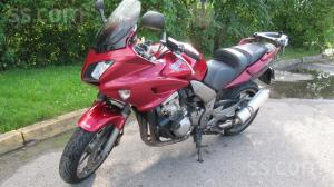 Honda CBF 1000A 2010 Rīga, ar dzinēja tilpumu 1.00 L un nobraukumu 0 tūkst. km par 2750 €, foto 1 vietnē AUTOMOTO.COM.LV
